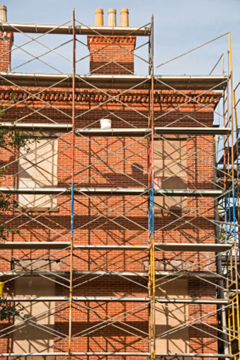 parapet-wall-repair-masonry-services - Midland Masonry